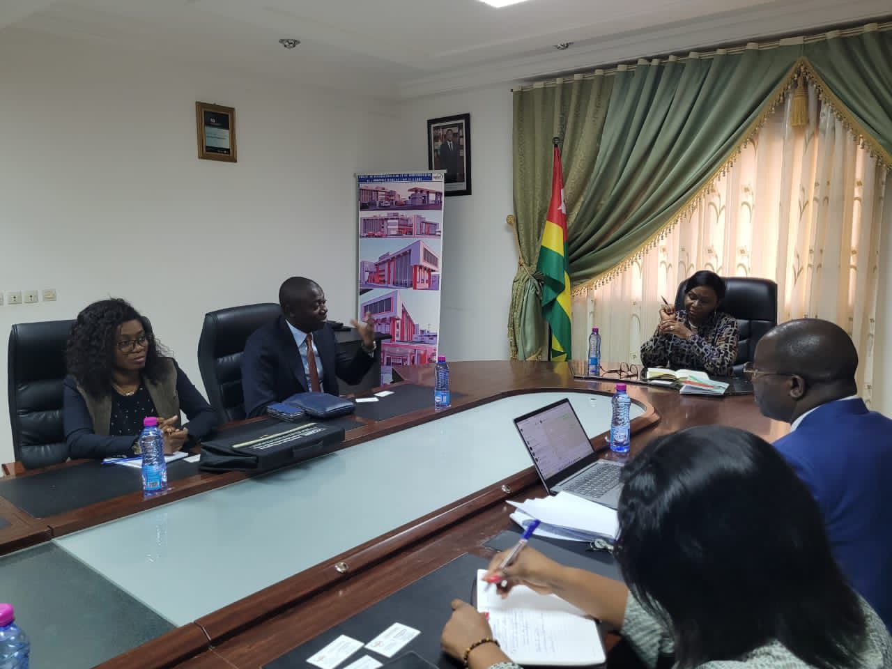 Une délégation du CAMPC reçue par la Ministre Rose MIVEDOR - Ministère ...